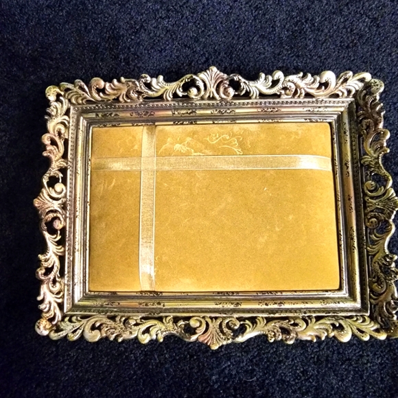Wall Decor | 12 X 8 Frame Note Holder Antique Gold Frame With Velvet ...